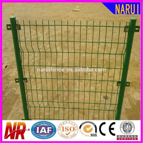 Triangle Bended Wire Mesh Fence, High Quality Triangle Bended Wire Mesh ...