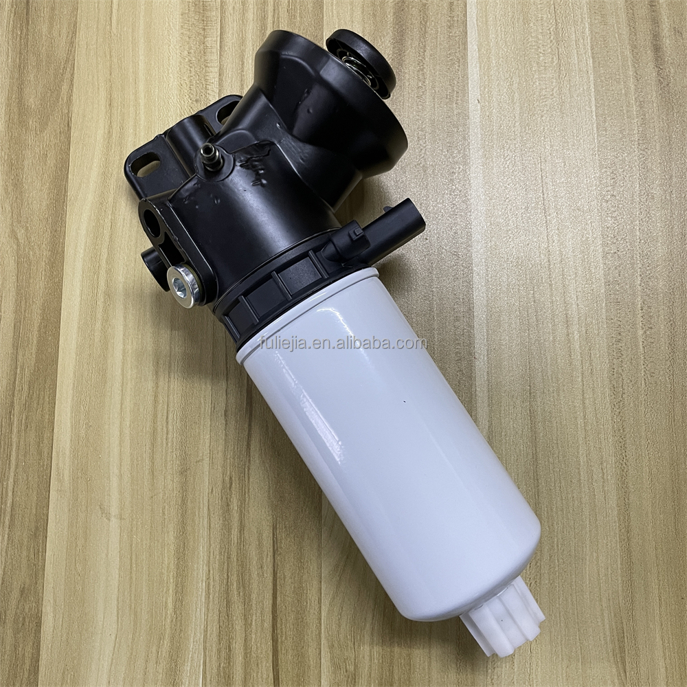 Truck Spare Parts: Fuel Filter Assembly - 84389191 & 504082414, High ...