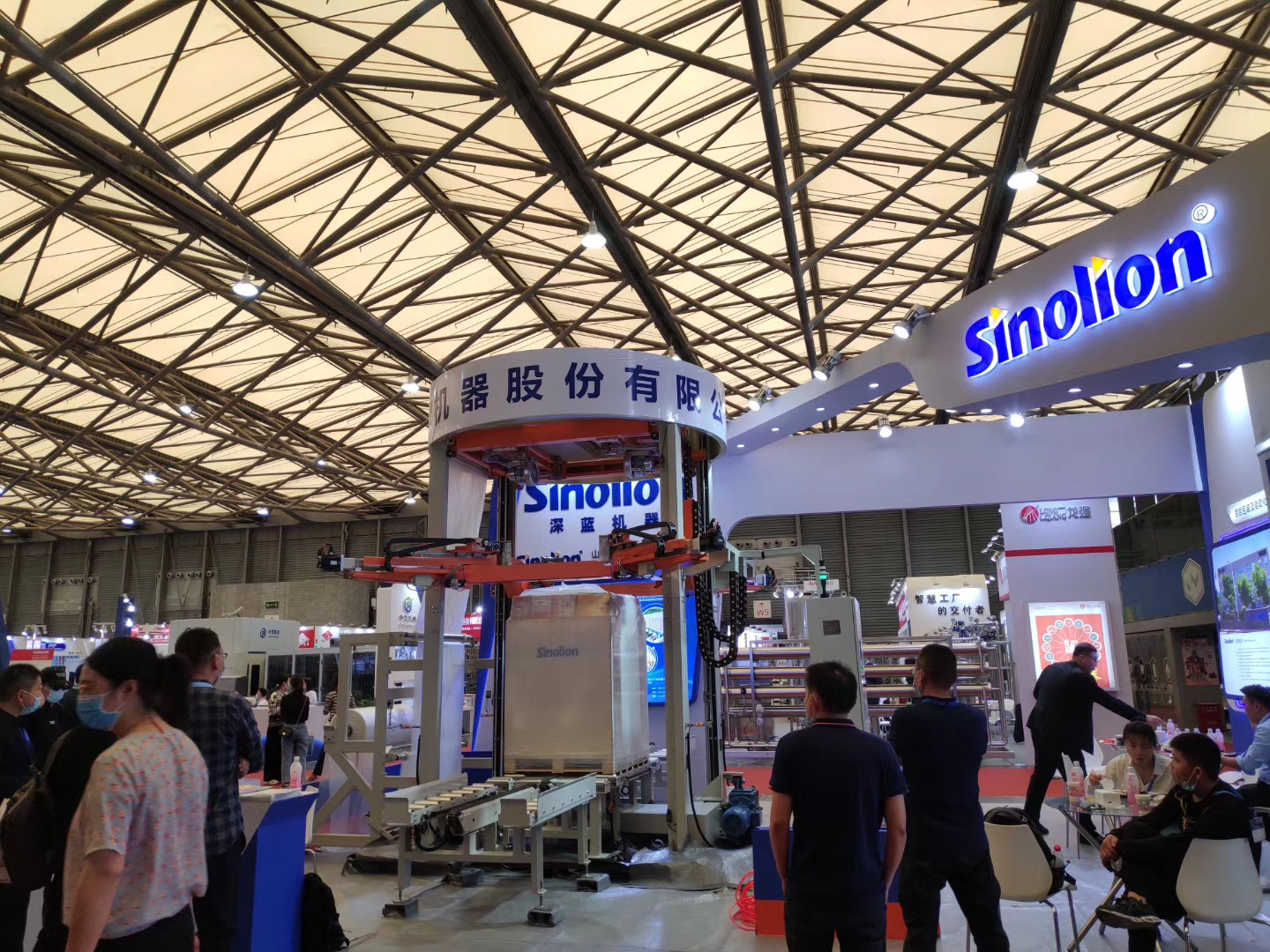 Stretch hood wrapper showed on CBB Shanghai