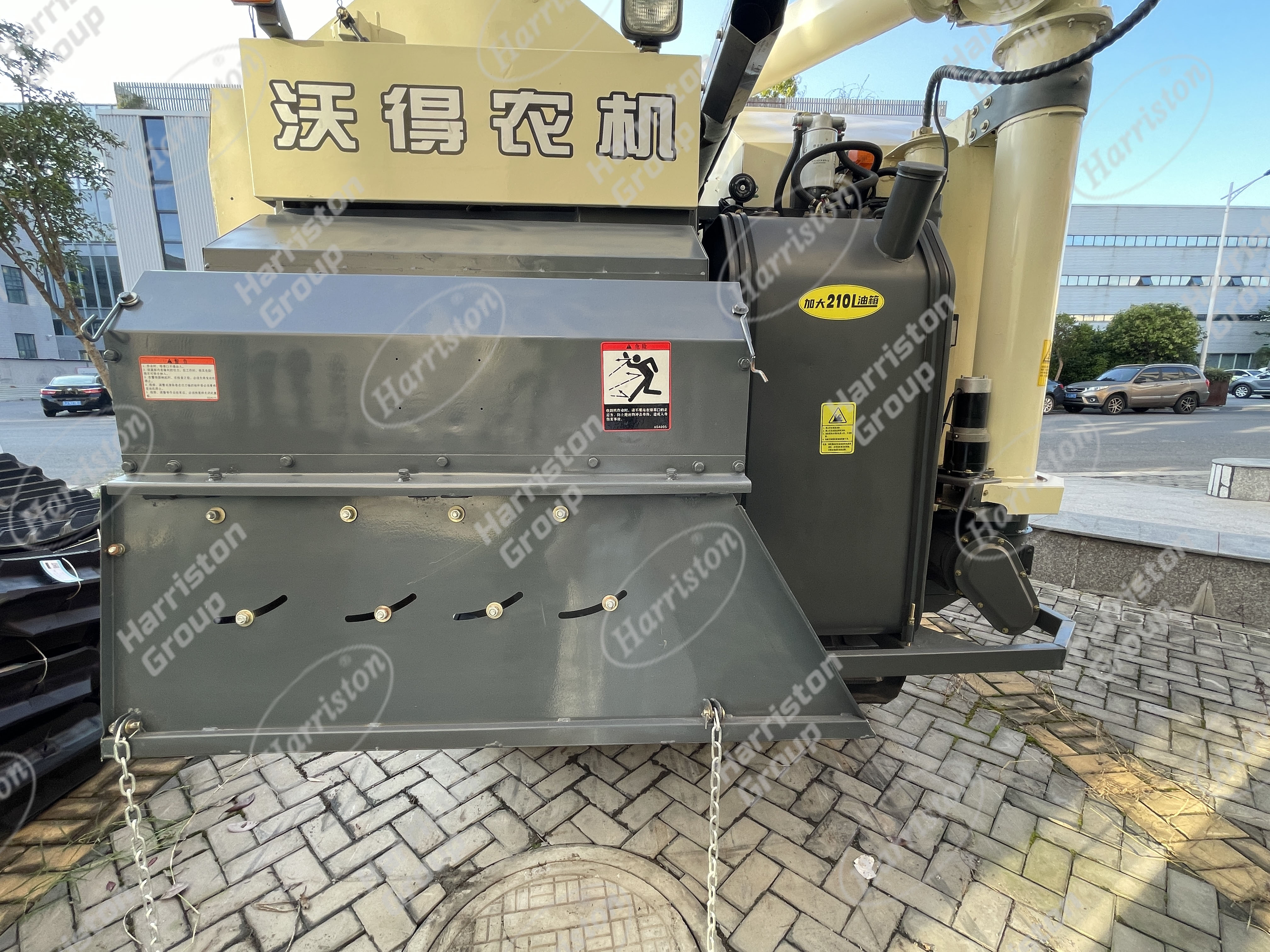 Fm World 4lz-8.0ep Crawler Combine Harvester For Agricultural Machinery ...