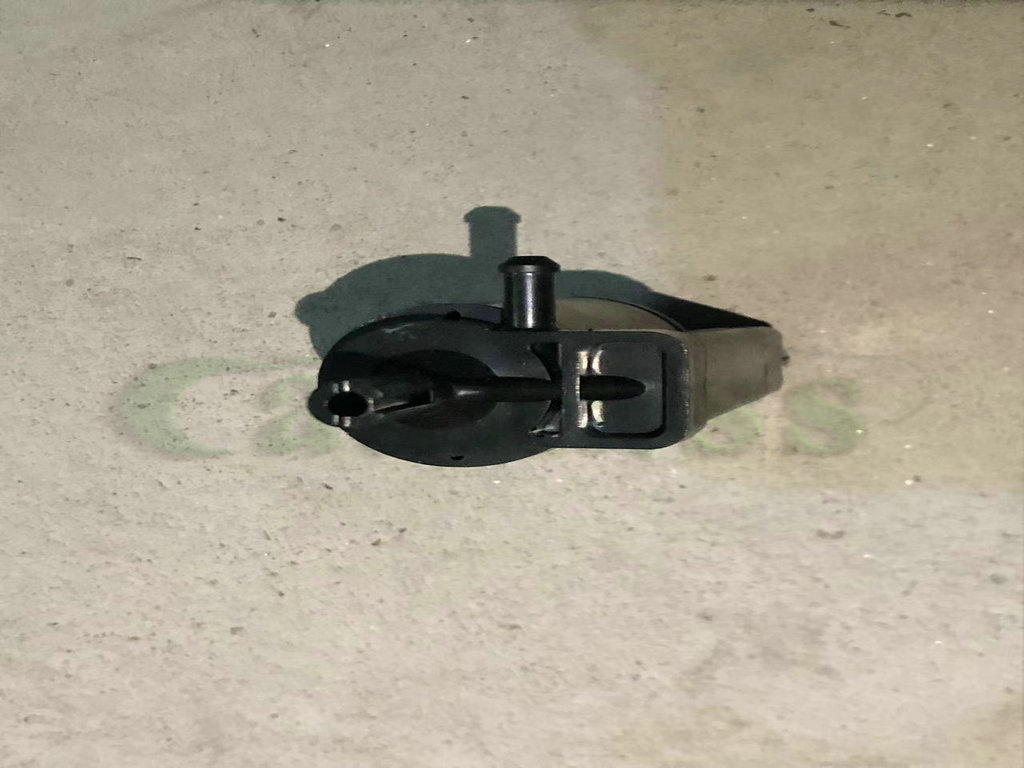 Volvo Truck Washer Pump: 21189159 And 20409793 Parts, High Quality ...