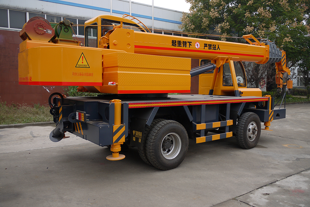 12 Ton Small Cargo Crane Truck For Sale, High Quality 12 Ton Small ...