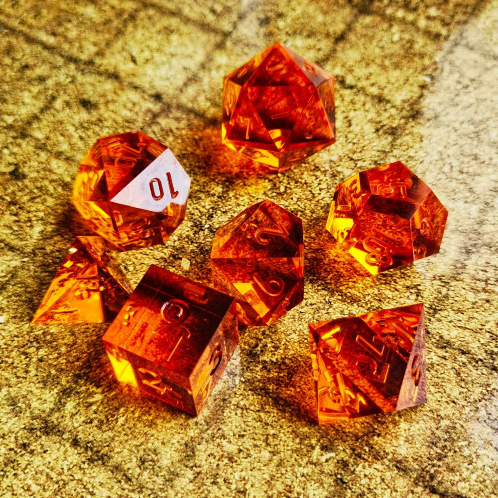 Bescon Dice Crystal Clear (finted) 날카로운 가장자리 Dnd 주사위 7, Razor 가장자리 다면체 ...