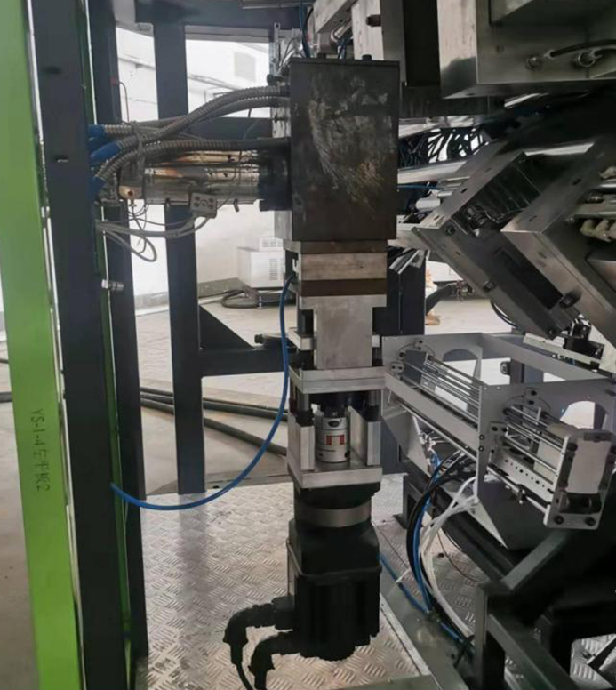 Rotary Wheel Blow Molding Machine, High Quality Rotary Wheel Blow ...