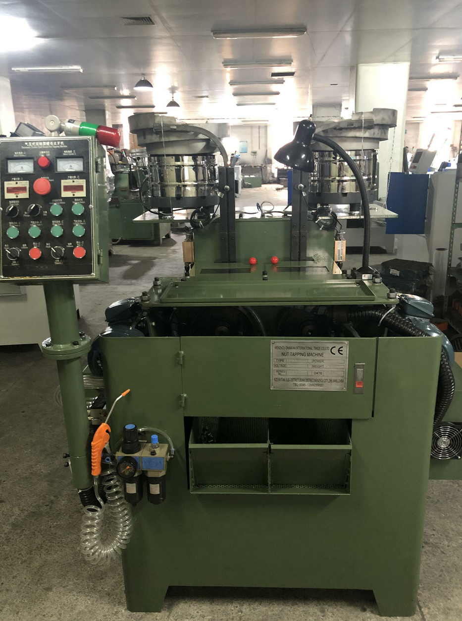 Automatic M4-m12 Nut Tapping And Threading Machine For Flange Nuts In ...