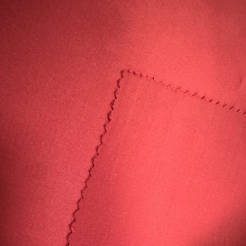 의복을위한 붉은 색 순수한 폴리 에스테르 섬유, Bossgoo.com의 고품질 의복을위한 붉은 색 순수한 폴리 에스테르 섬유