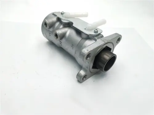 Brake Master Cylinder Isuzu N Nqr 70 98-01, High Quality Brake Master ...