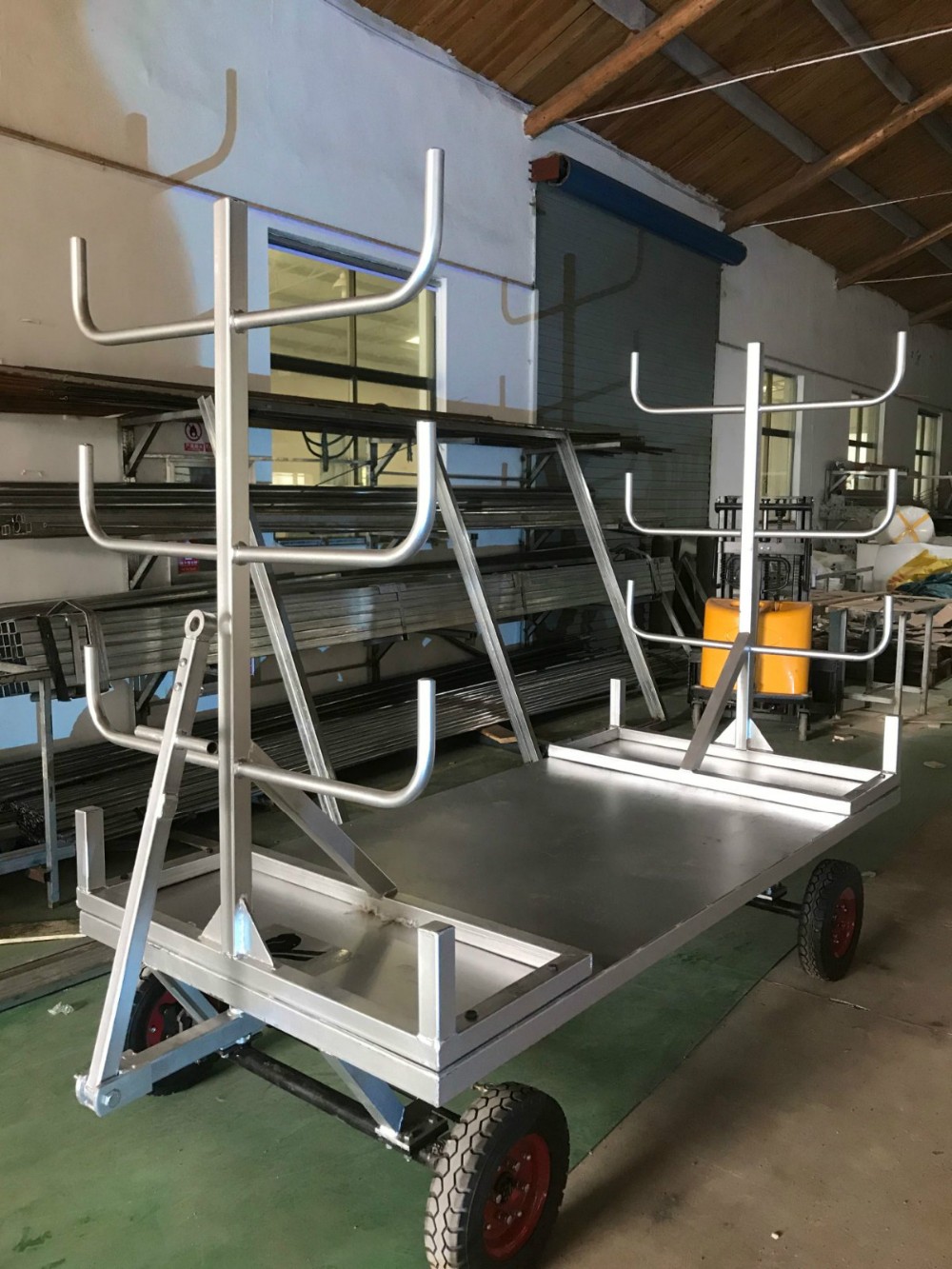 Show Jumping Poles Holder Trolley: Horse Show Jumps And Pole Rack, High ...