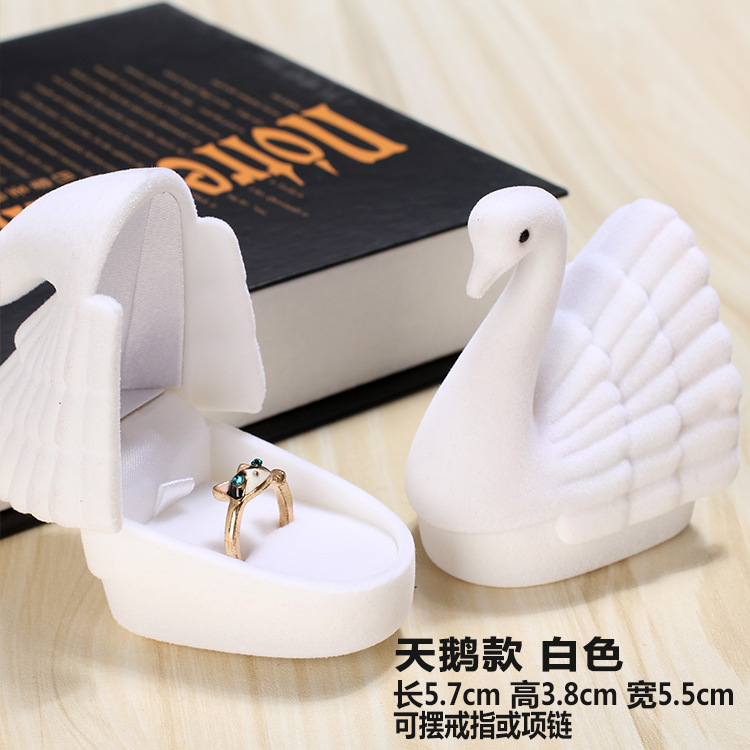 Swan-inspired Unique Jewelry Packaging: Explore Necklaces, Wedding ...