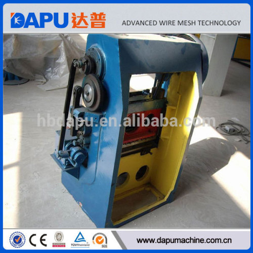 Expanded Metal Mesh Making Machine, High Quality Expanded Metal Mesh ...