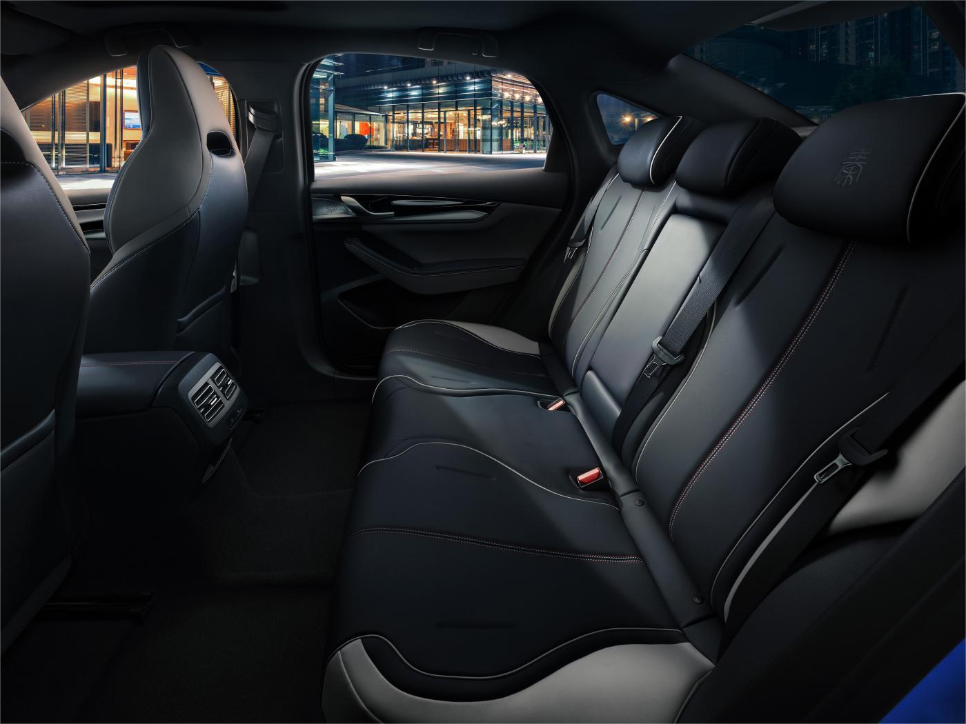 Byd Qin Plus: A High-performance, Cost-effective Plug-in Hybrid ...