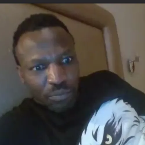 定制服装-Thabo Makhele-孟加拉国 -全球贸易通