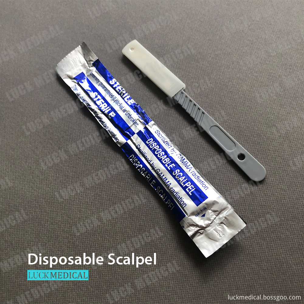 플라스틱 손잡이가있는 일회용 수술 블레이드, Bossgoo.com의 고품질 플라스틱 손잡이가있는 일회용 수술 블레이드