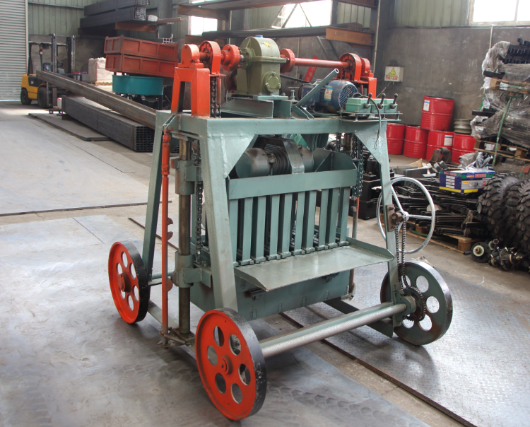 Movable Semi Automatic Bricks Machine For Sale, High Quality Movable ...