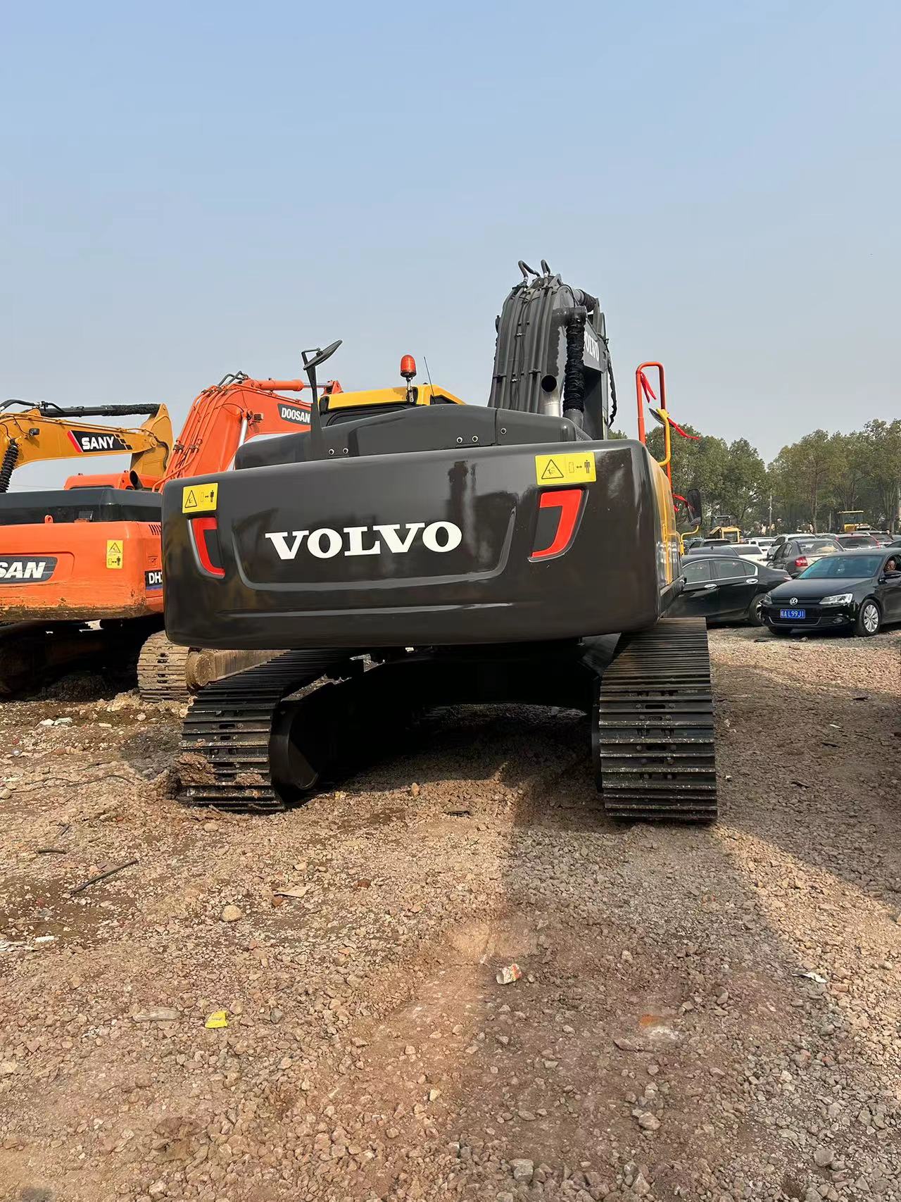 Used Volvo Ec210 Excavator - Affordable And High-quality Construction ...
