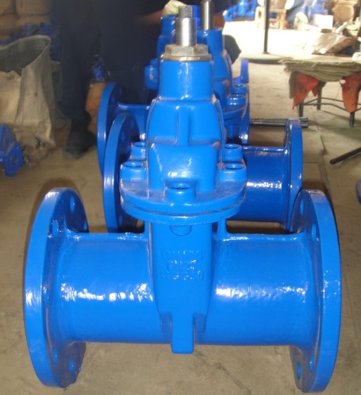 Ductile Iron Gate Valve F5 Dn200 Pn16 Resilient Seated With Handwheel ...