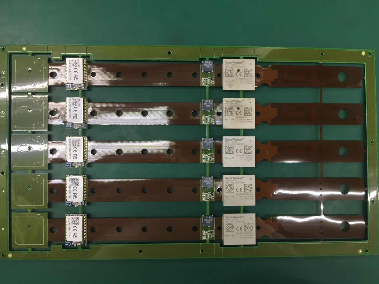 เทคโนโลยี Surface-mount ของบอร์ด Pcb คุณภาพสูง เทคโนโลยี Surface-mount ...