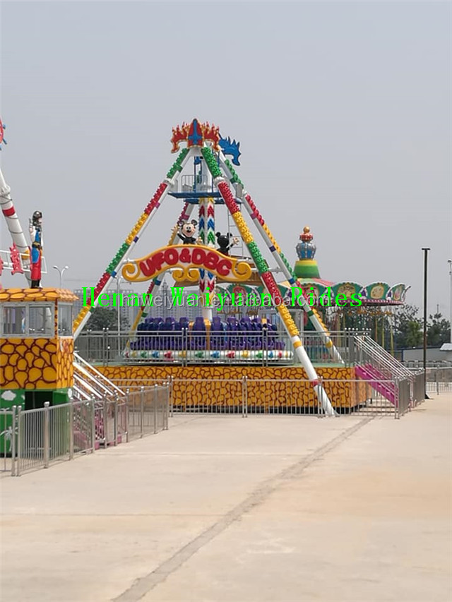 30 Seater Carnival Big Pendulum Attractions For Parks And Funfairs ...