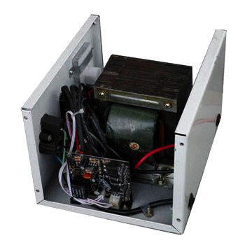 300w/300va/12v Dc/220v Ac Auto Power Inverter With Charger, High ...