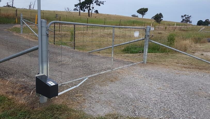 Galvanized Welded Mesh Farm Gate With N Brace, High Quality Galvanized ...
