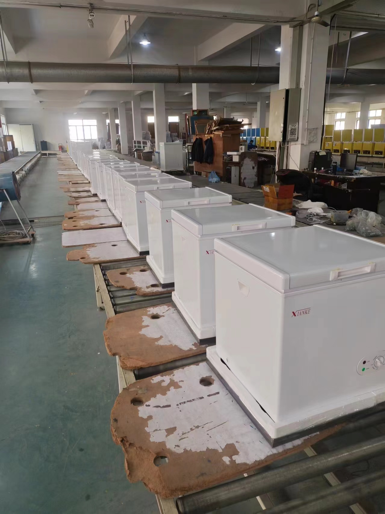 12v/24v Solar-powered Dc Freezer: 208l Single-temperature Unit For ...