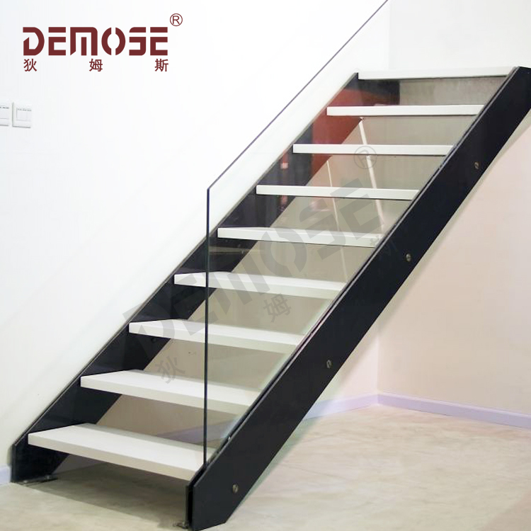 U Shape And L Shape Staircases With Double Stringers And Glass/railings ...