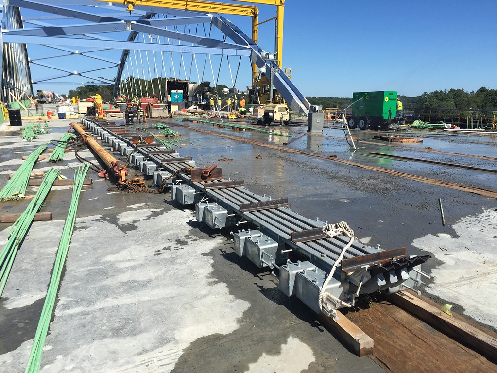 Finger Bridge Modular Expansion Joint, High Quality Finger Bridge ...