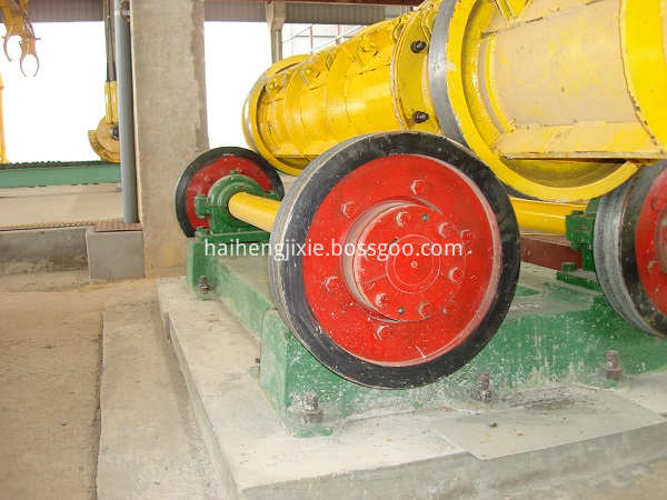 Concrete Pile Short Axis Centrifuge Machine, High Quality Concrete Pile ...