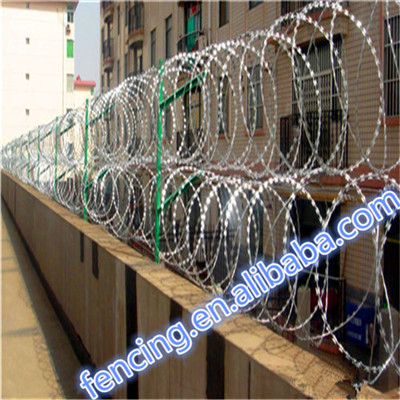 High Quality Cross Type Concertina Razor Wire Barbed, High Quality High ...