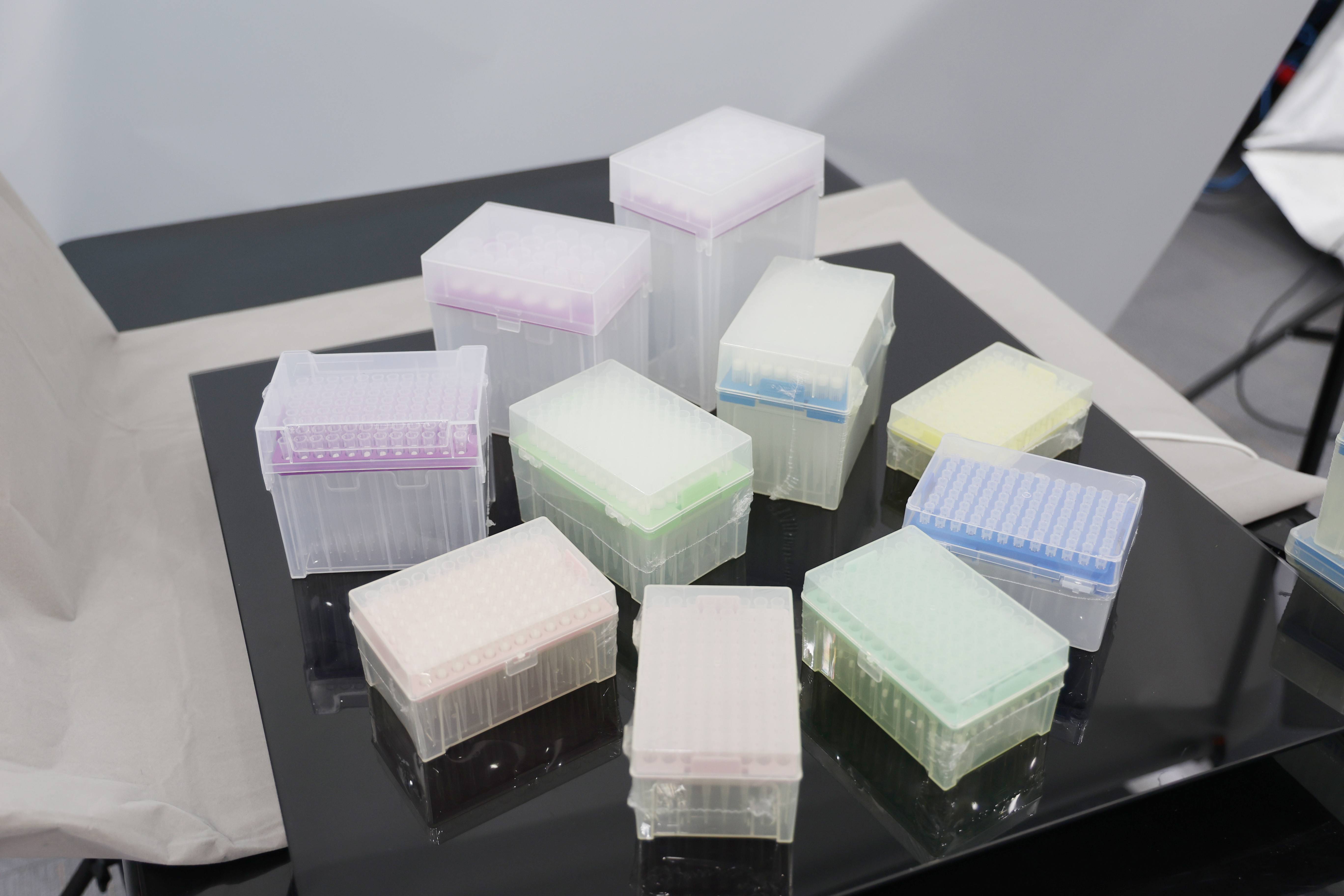 A complete collection of tip boxes.
