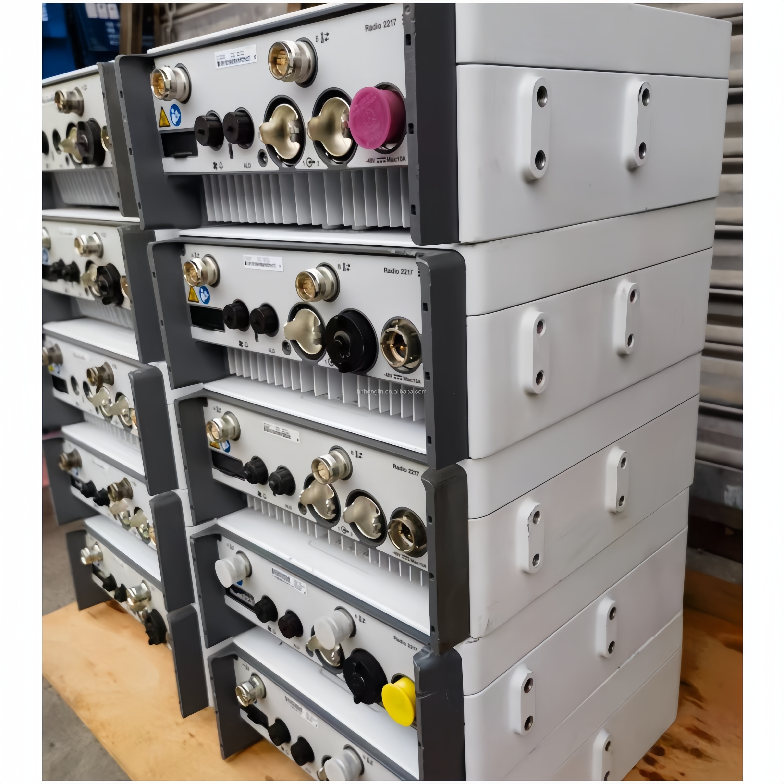 Ericsson Rru (remote Radio Unit) Model 2217 B20: Rf Receivers And ...