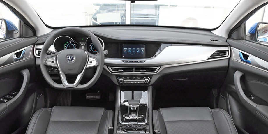 4 Seats Electric Vehicle Et Car 300 Km New Energy Passenger Car Family ...