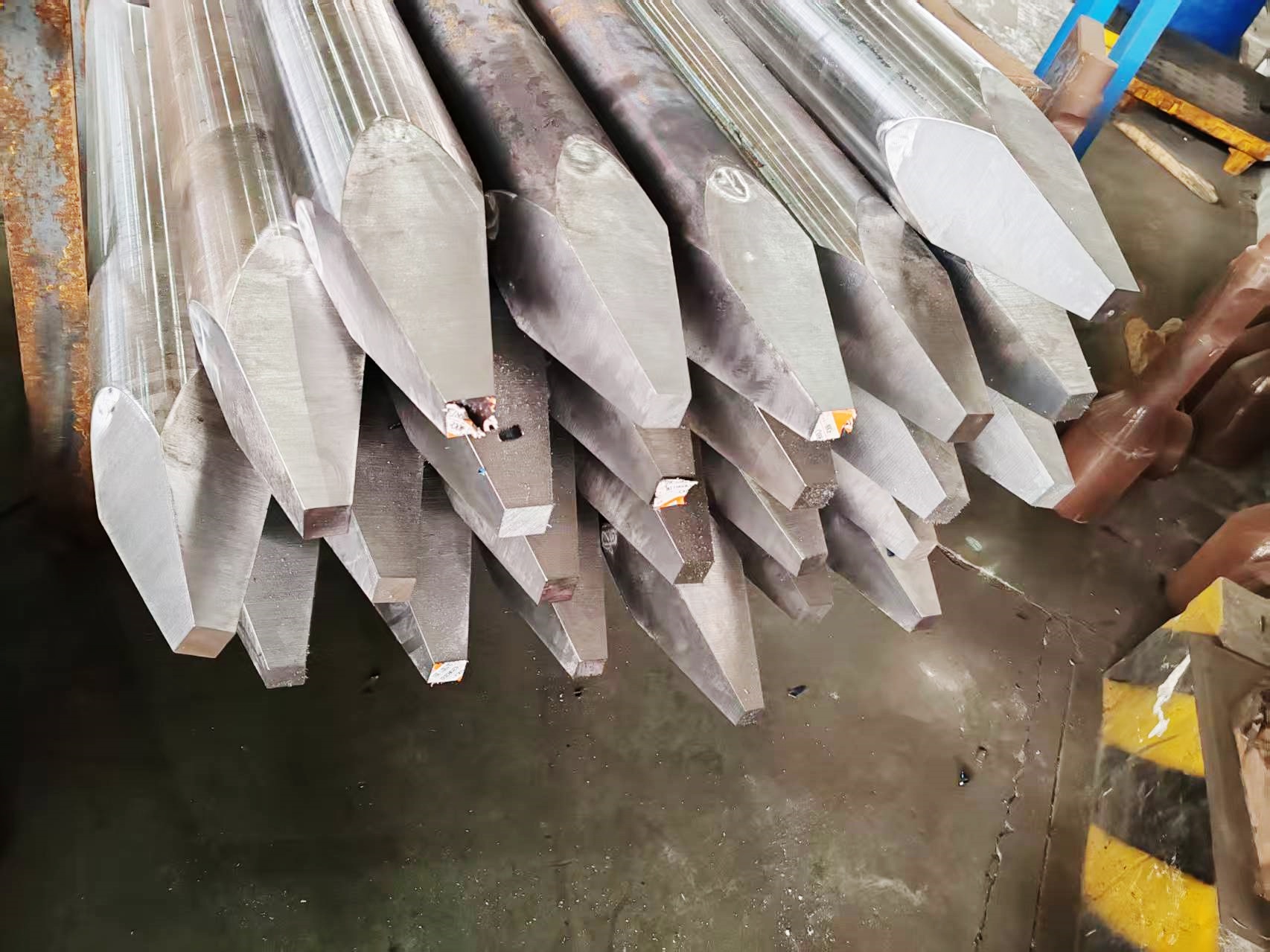 140mm Diameter Sb81 Silence Breaker Chisel For Sale, High Quality 140mm ...