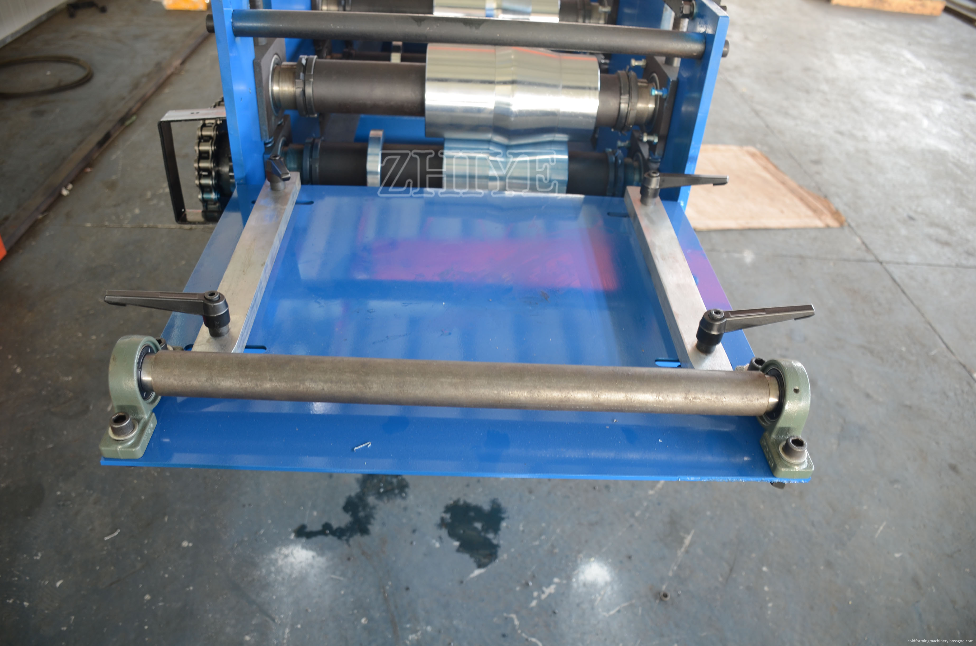 Metal Rain Gutter Roll Form Machine, High Quality Metal Rain Gutter ...