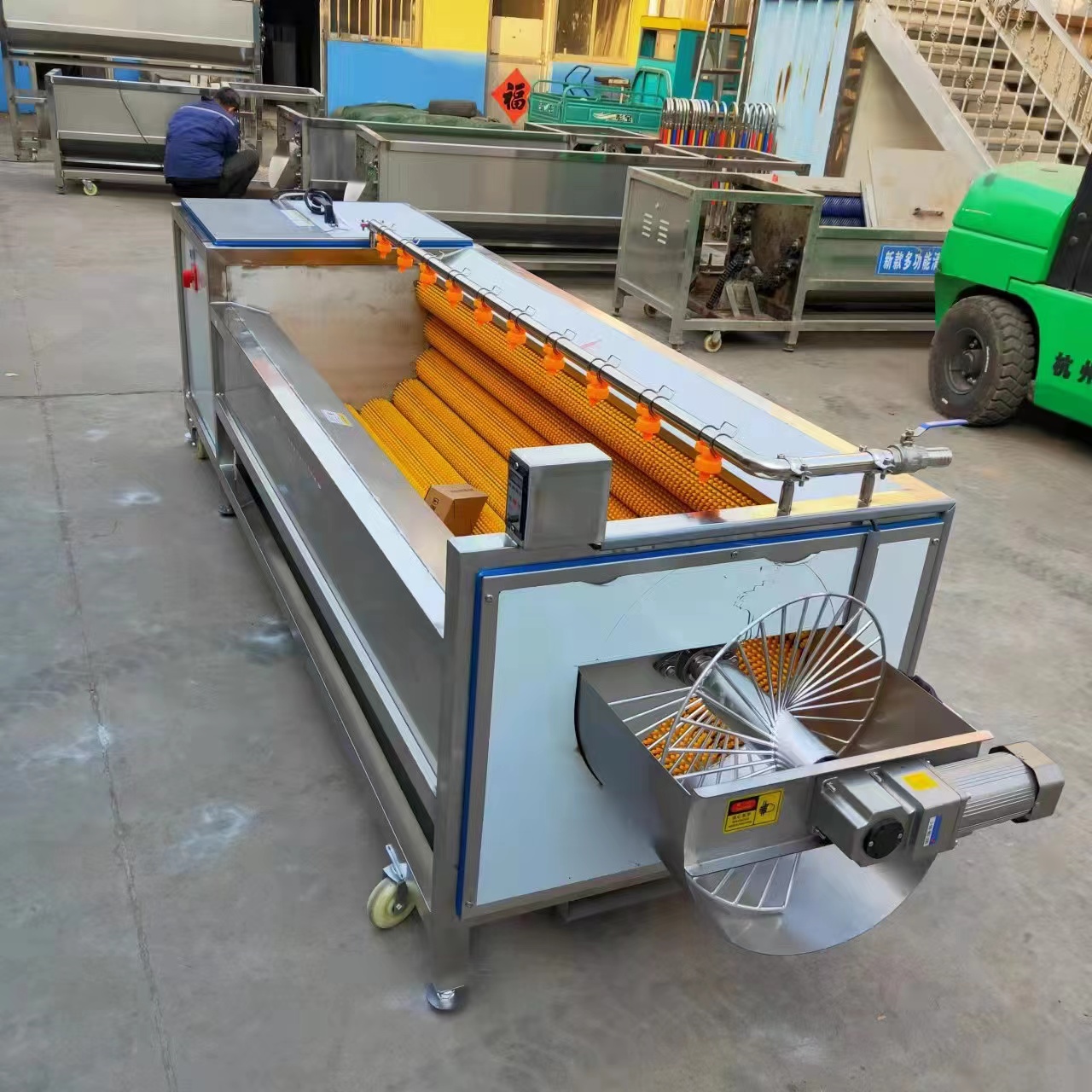 2 Ton/hour Brush Washing Machine For Apple Pear Quince Fruit Processing ...