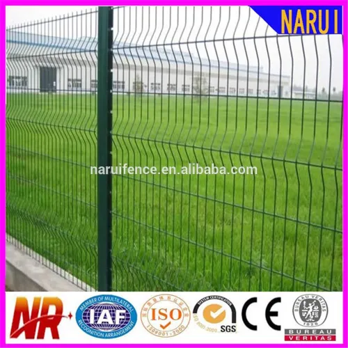 Polyester Welded Wire Mesh Panel Fence, High Quality Polyester Welded ...