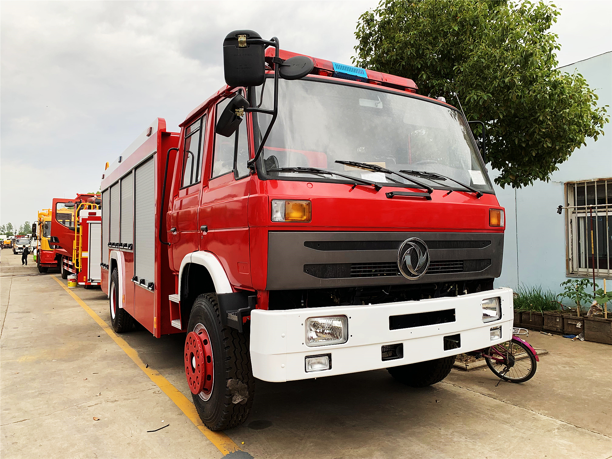 Dongfeng Double Cab Antique Fire Trucks For Sale, High Quality Dongfeng ...