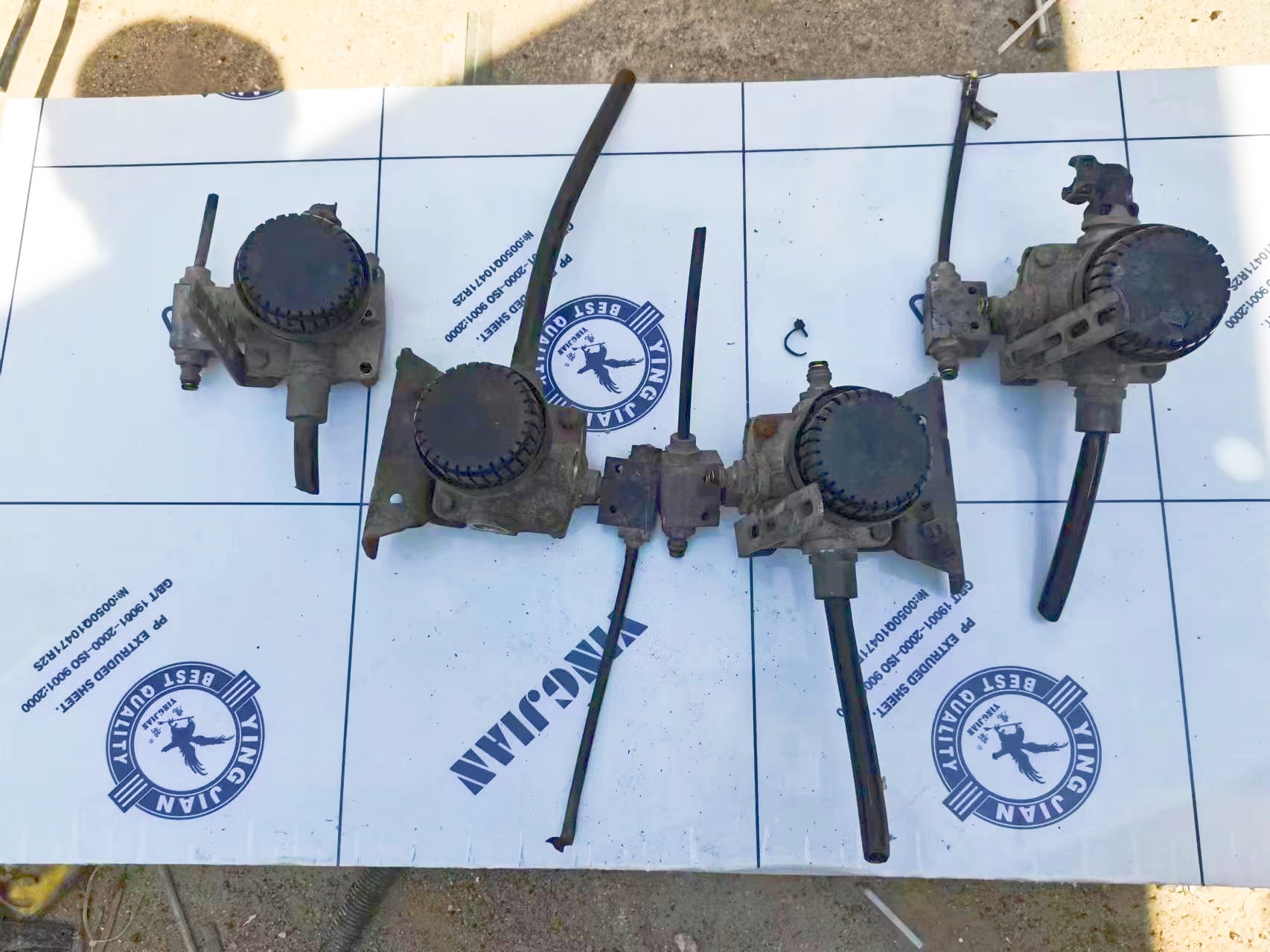 High-quality Used Air Relay Valve For Volvo Truck Brake System Parts ...