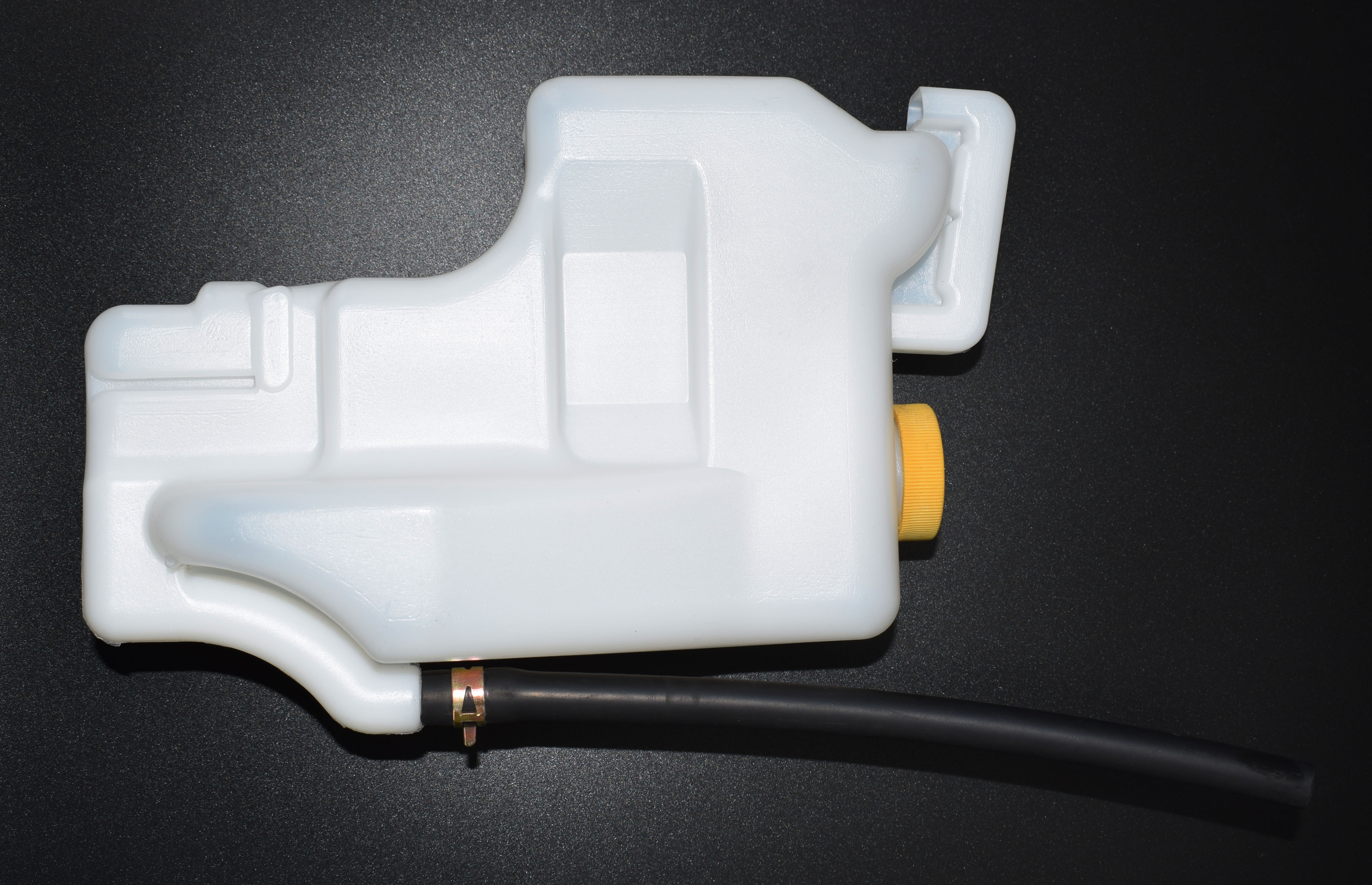 Coolant Recovery Tank 21710-F4300 for Nissan China Manufacturers ...