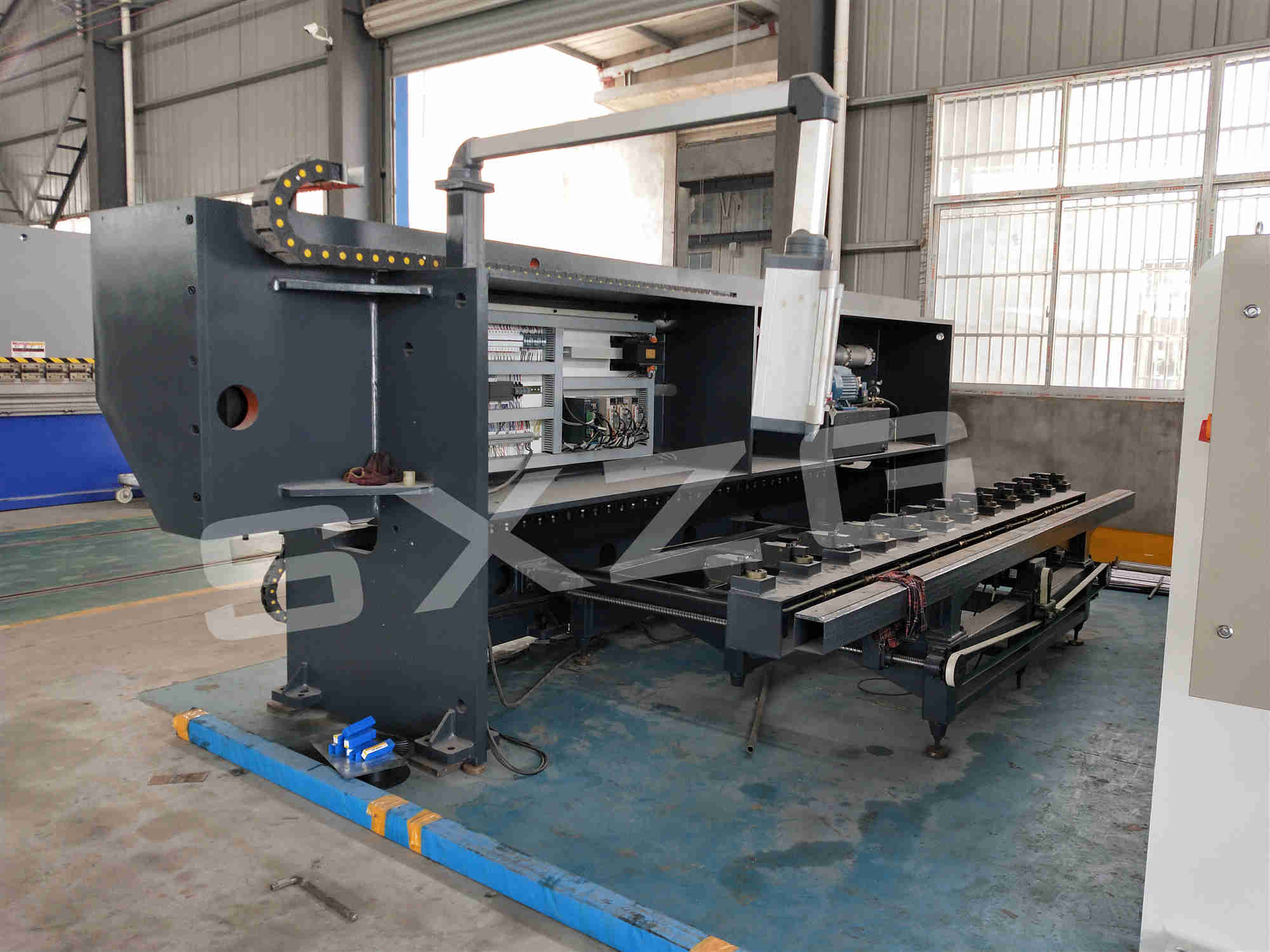 Vertical High-speed Industrial Metal Sheet V-groove Grooving Machine ...