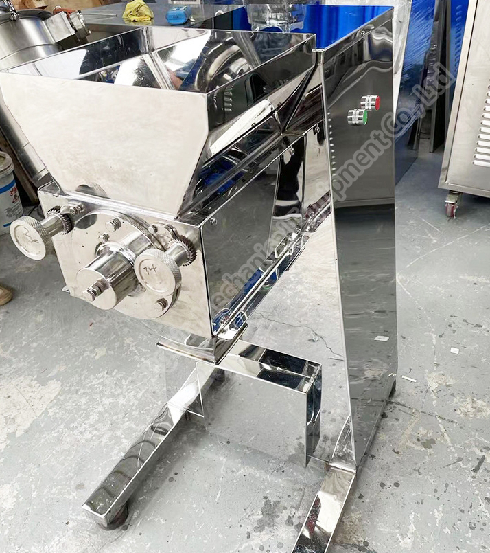 Oreo Crushing And Granule Making Machine, High Quality Oreo Crushing ...