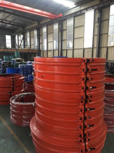 Ductile Iron Flanged Socket Short Pipe, High Quality Ductile Iron ...