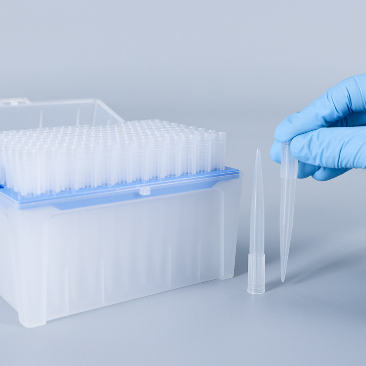 What is the difference between pipette tips and filter pipette tips?