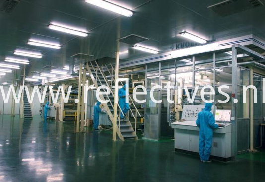 ASTM D4956 Type IV High Intensity Prismatic Reflective Sheeting DM 7600