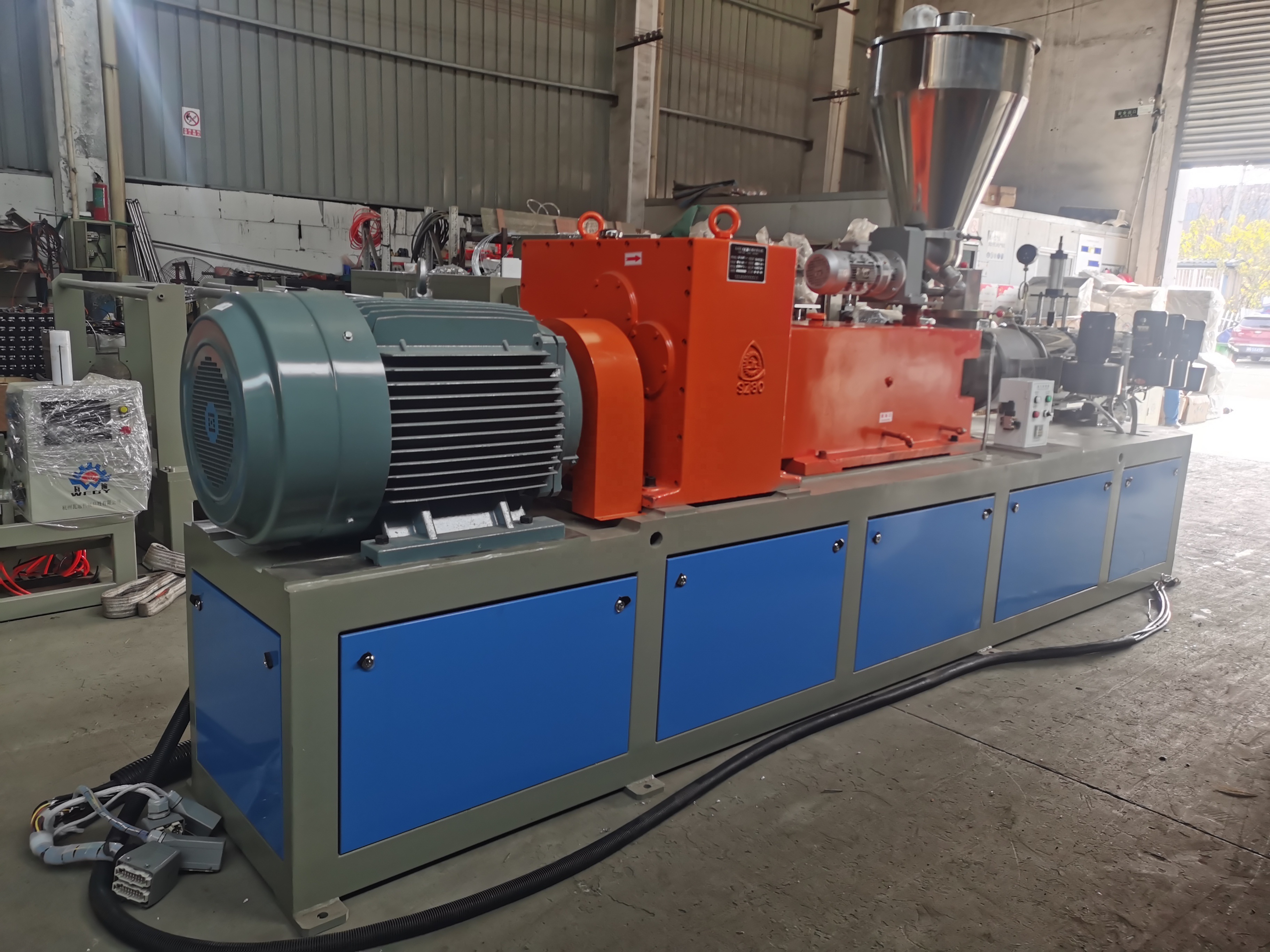 Pvc Plate/board/profile/pipe Extruder: Plastic Extruder Conical Double ...