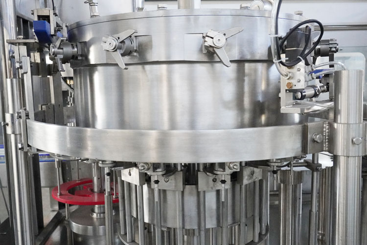3 In 1 Carbonated Soft Drink Filling Capping Making Machine Production ...