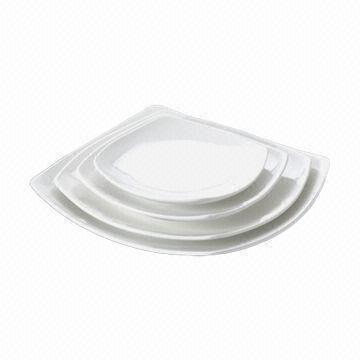 Four-angle Curve White Ceramic Dish Plates For Hotels And Restaurants ...