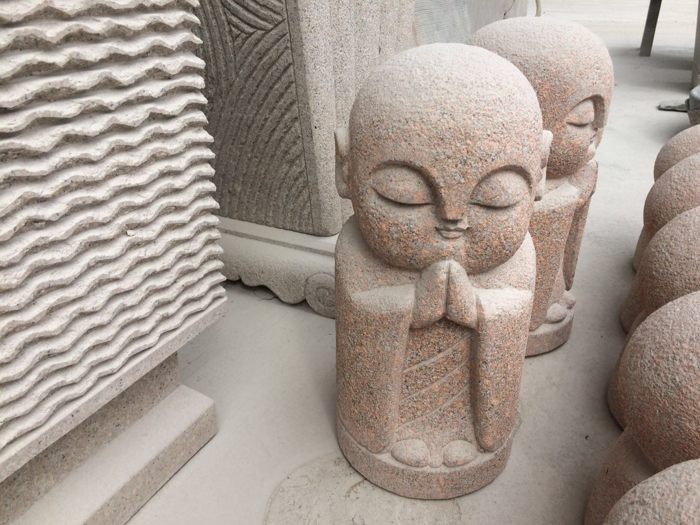 Red Granite Stone Garden Little Monk Buddha Statue 50cm, High Quality ...
