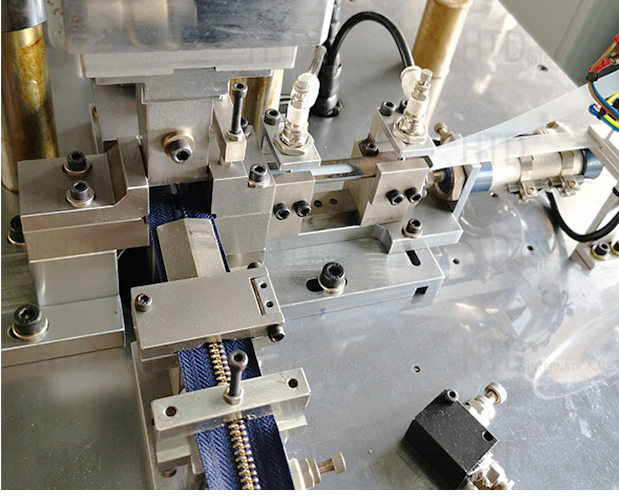 Ultrasonic Film Welding Machine For Metal Zipper, High Quality ...