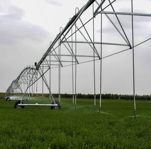 Center Pivot Irrigation System On S..., High Quality Center Pivot ...